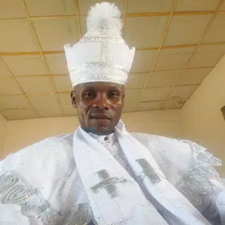 Oba Solomon Agbaye Biography, Career, Wife, Net Worth | Naijabiography ...